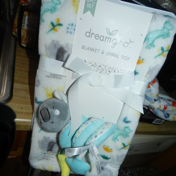 Dream Gro | Bedding | New Dream Gro 2 Pc Baby Wild Animal Themed ...